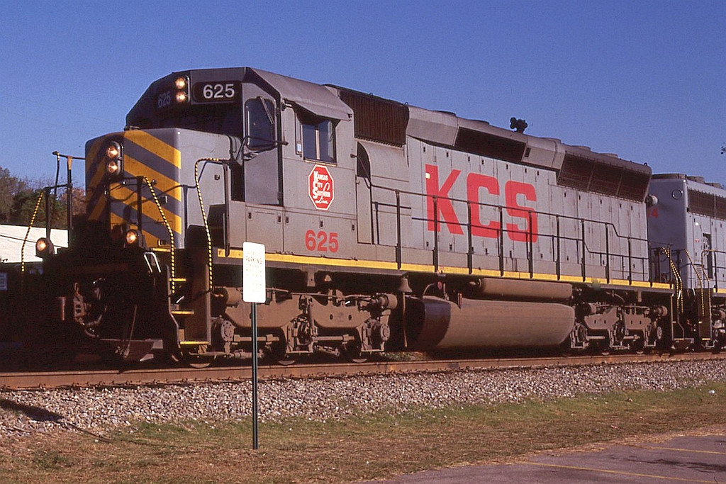 KCS 625 nee SCL SD45